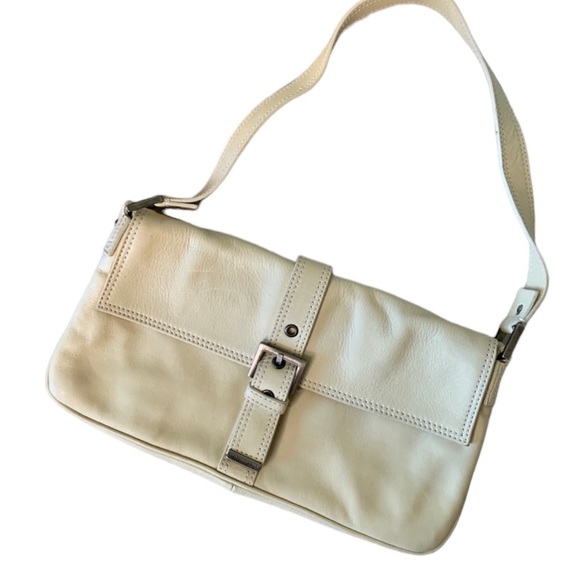 Francesco Biasia | Bags | Francesco Biasia Ivory Leather Shoulder Bag ...
